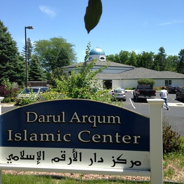 Mosque (Darul Arqum Islamic Center) - Mosque