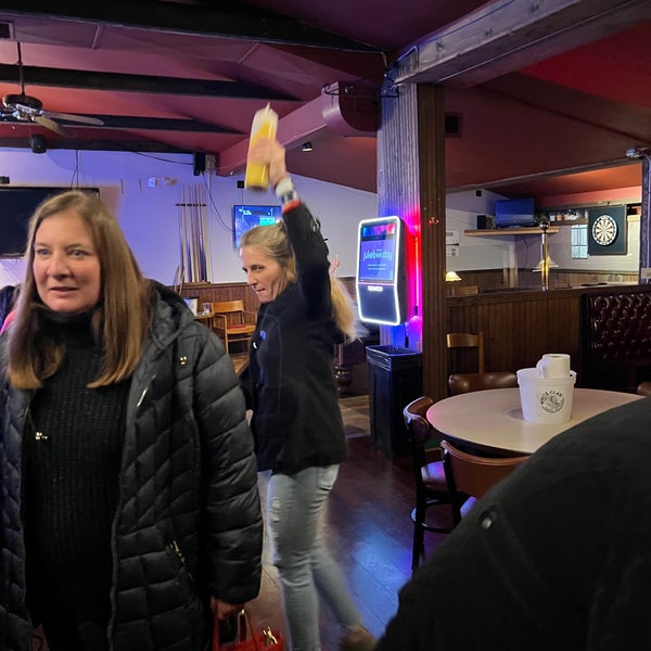 Spring Street Bar and Grill - The Highlands - 17 tips