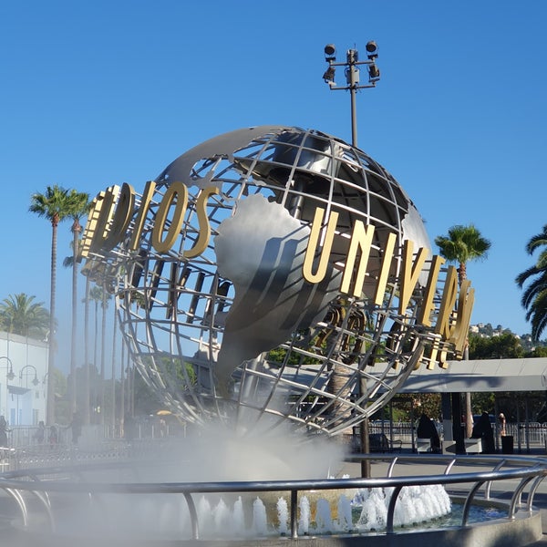 Universal Studios Globe Fountain