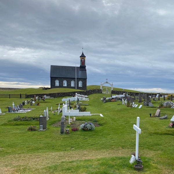 Hvalsneskirkja - Church