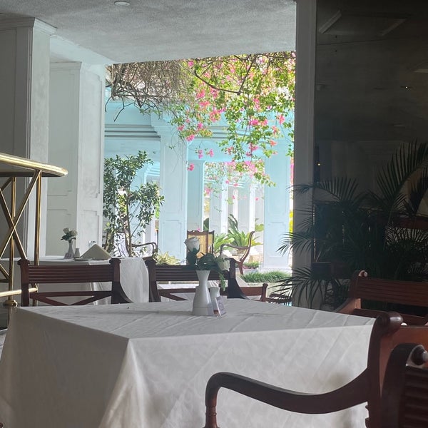 Mahaweli Reach Hotel - 22 tips from 666 visitors