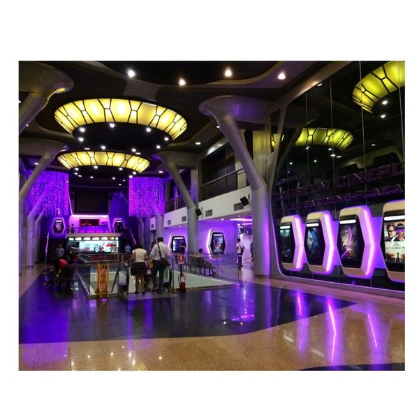Coliseum Cineplex (โคลีเซี่ยม ซีนีเพล็กซ์) - 12 tips from 972 visitors