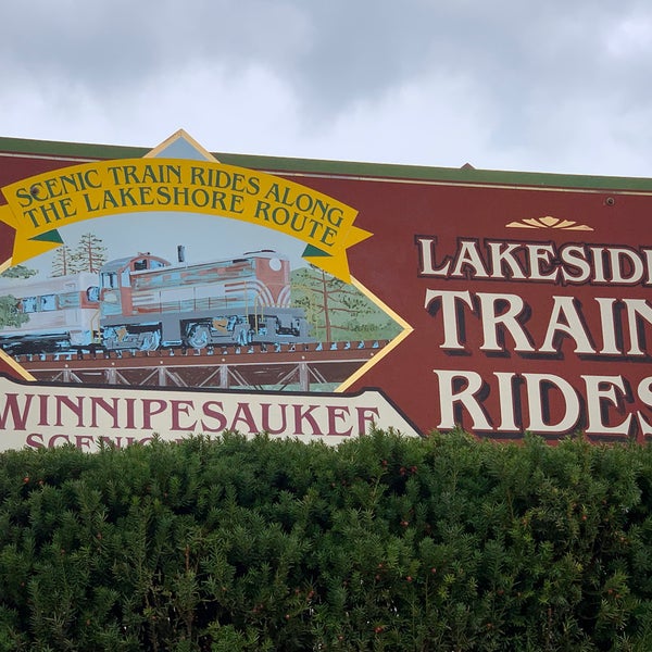 Winnipesaukee Scenic Railroad - Meredith Station - Train