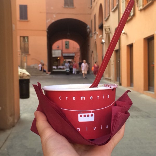 Cremeria Funivia (Now Closed) - Ice Cream Parlor in Bologna