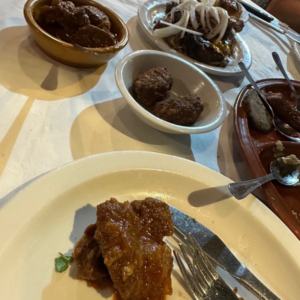 Mandra - Greek Restaurant