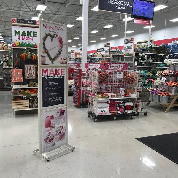 Michaels Store Inside