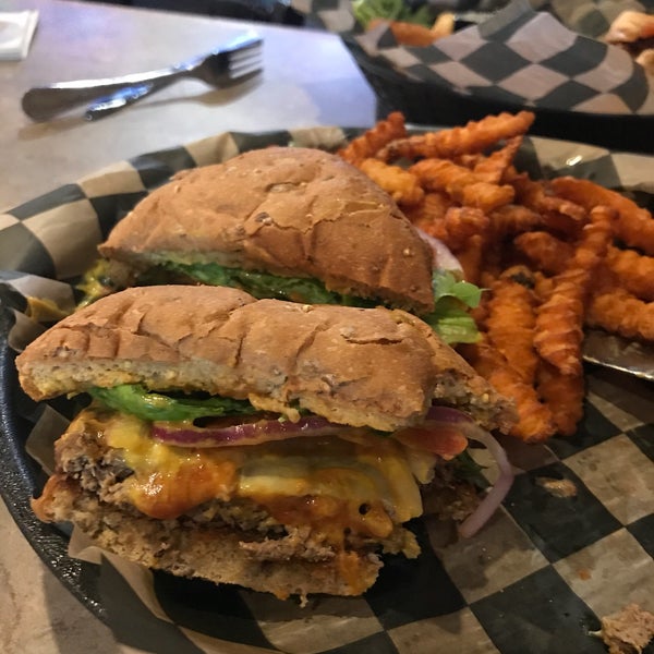 Buddies Pub & Grill - Okemos, MI