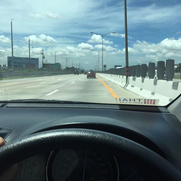 ทางหลวงพิเศษหมายเลข 7 (Motorway 7) - Road