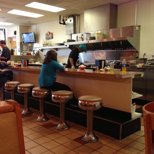 Danny's Cafe - American Restaurant