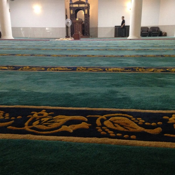 Photos at Masjid Temenggong Daeng Ibrahim (Mosque) - Mosque in Central ...