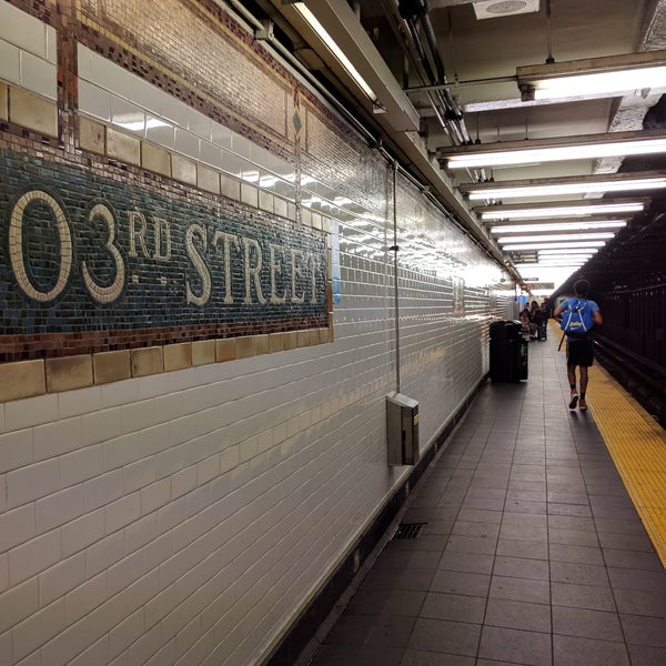 Photos at MTA Subway - 103rd St (6) - East Harlem - 5 tips