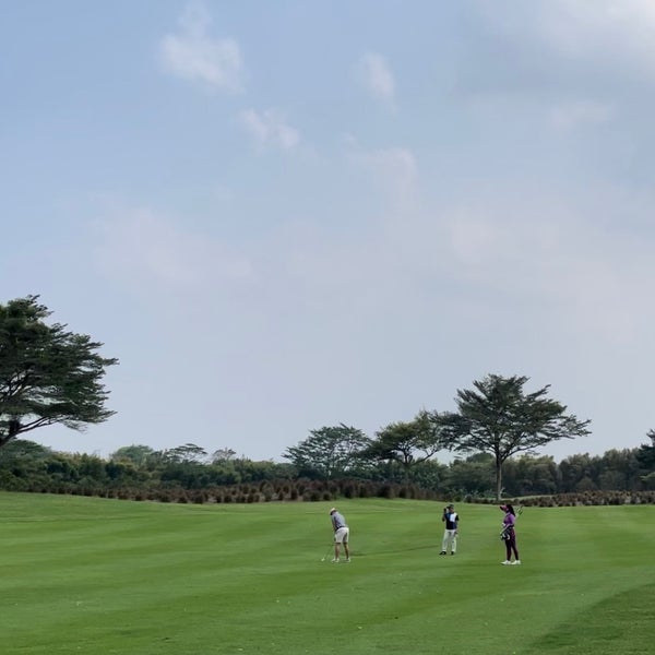 Royale Jakarta Golf Club - Golf Course in Jakarta Timur