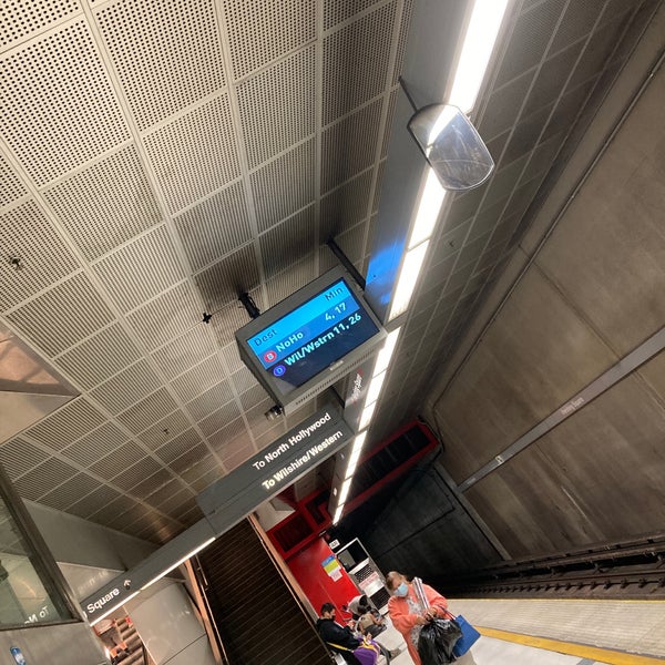 Photos at Metro Rail - 7th St/Metro Center Station (A/B/D/E) - 34 tips ...