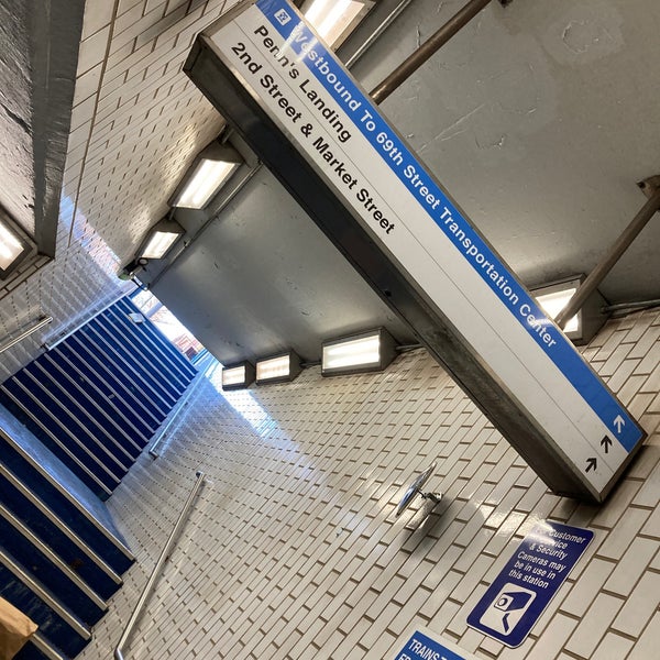 SEPTA MFL 2nd Street Station - Center City East - 7 tips