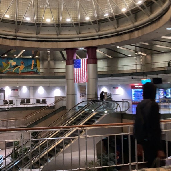 South Station Bus Terminal - Downtown Boston - 700 Atlantic Ave