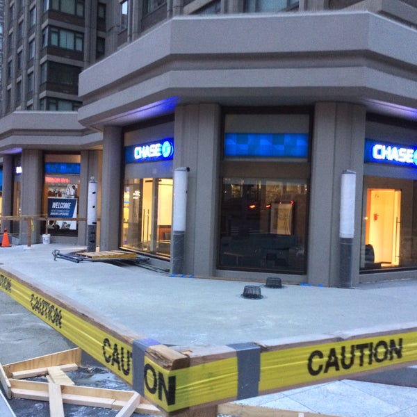 Chase Bank - Bank in Upper East Side