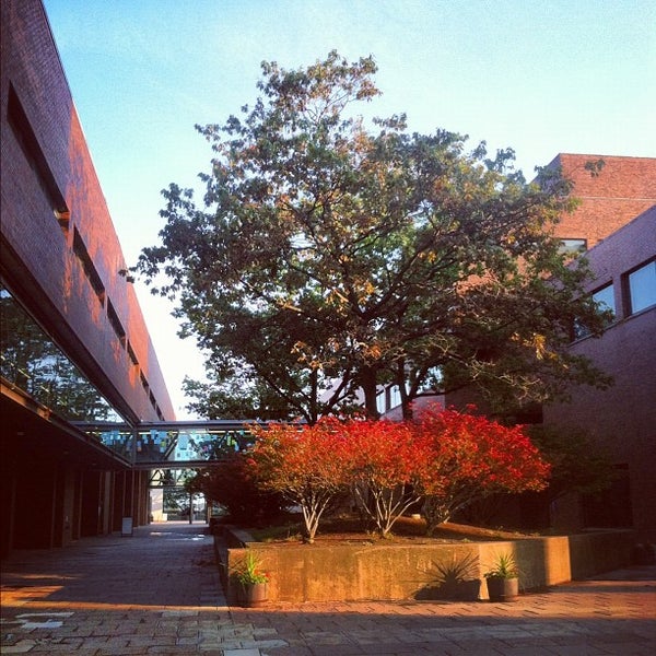 McCormack Building - Dorchester - 1 tip