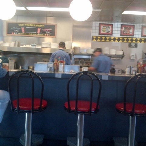 Waffle House - 6 tips