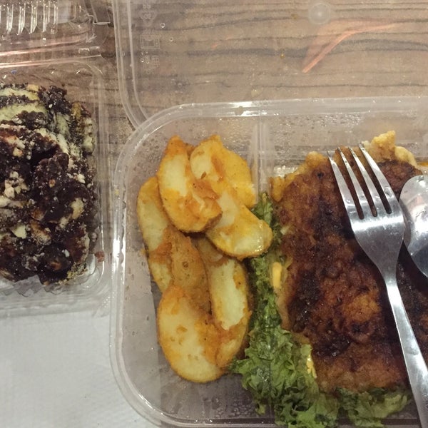 SDS Cake House & Cafeteria - Asian Restaurant