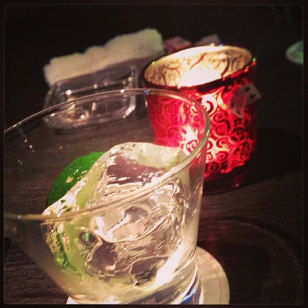 TWO PEACE - Cocktail Bar in 中野区