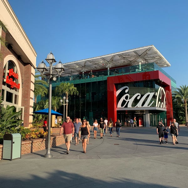 Coca-Cola Store - 1512 E Buena Vista Dr