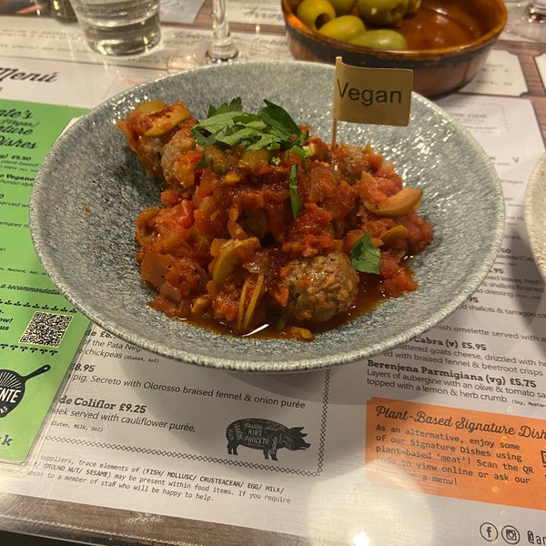 Ambiente - Tapas Restaurant in The Calls