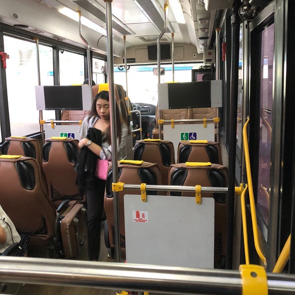 P2P Bus Terminal (Alabang Town Center) - Theater Dr