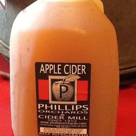 Phillips Orchards & Cider Mill Gatehouse Market - Farm in Saint Johns