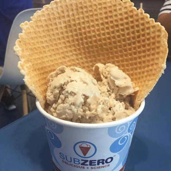 Sub Zero Nitrogen Ice Cream - Ice Cream Shop