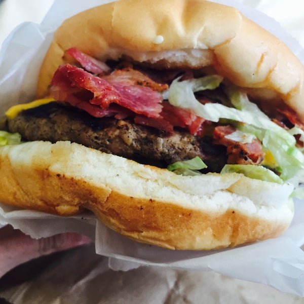 Burgers Supreme - Riverside - 16 tips from 385 visitors