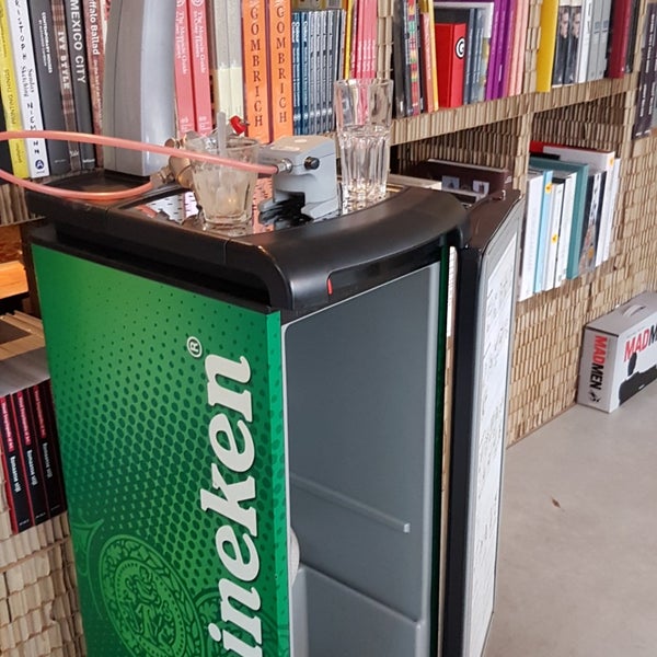 BABOOKA bookstore - Gangetje 5