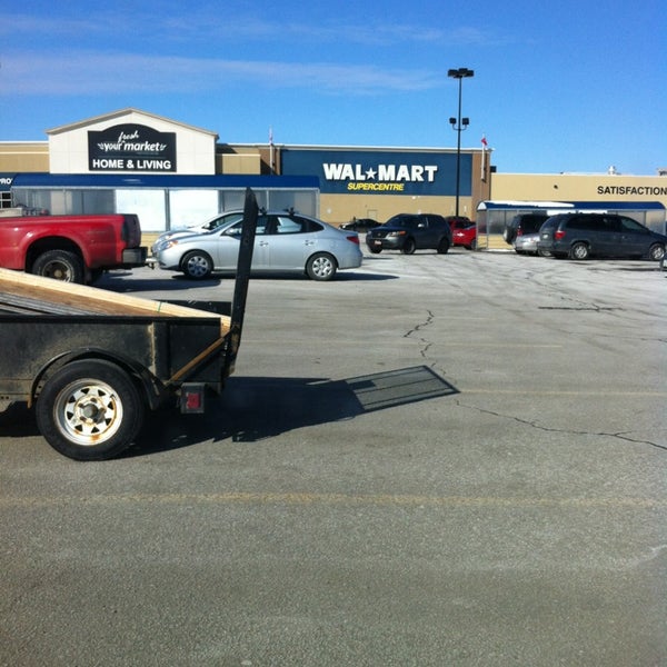 Walmart Supercentre - Renfrew, ON