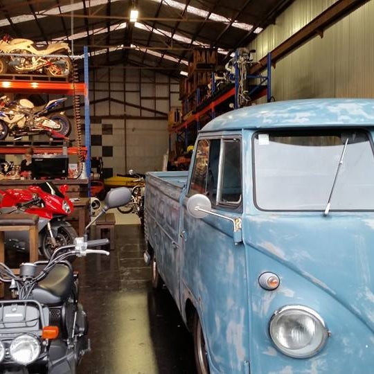 Carbon Garage - Newmarket - 2 tips from 9 visitors