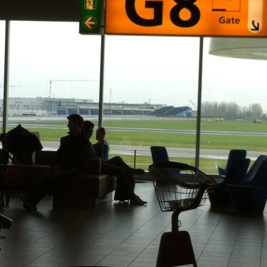 Gate G8 - Airport Gate