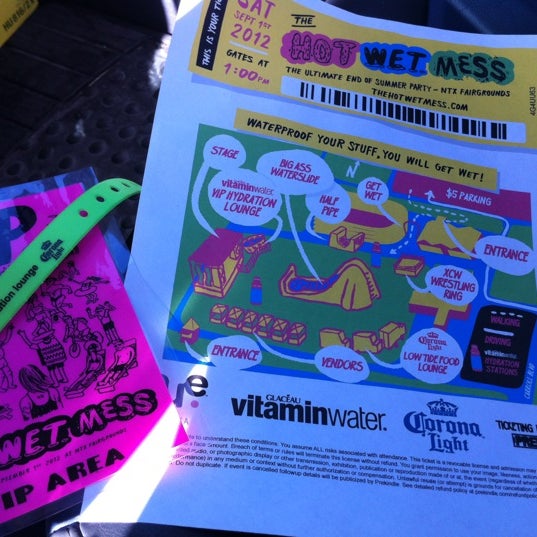 vitaminwater VIP hydration Lounge - Water Park