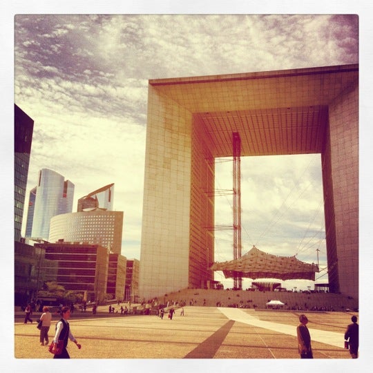 Parvis de la Défense - 25 tips