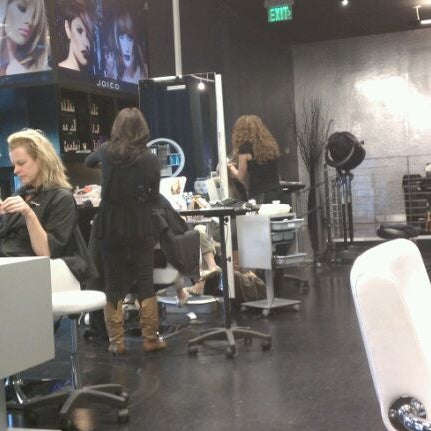 Rain Salon - Downtown Walnut Creek - 1655 N Main St