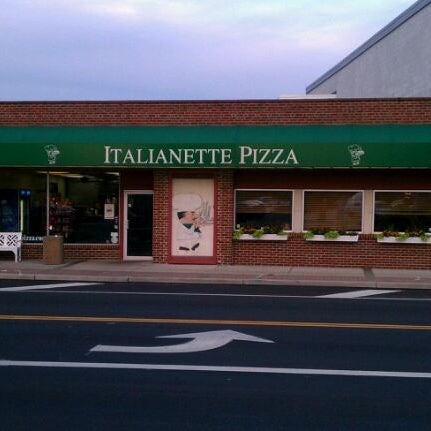Photos at Italianette Pizza - 15 tips from 326 visitors