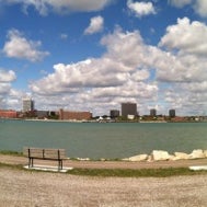 Detroit River Boardwalk (Windsor Ontario, Canada side) - Waterfront
