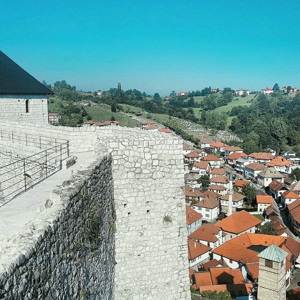 Gradina - 2 tips from 18 visitors