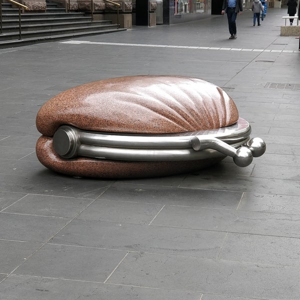 The Public Purse (1994) by Simon Perry - Melbourne CBD - 1 tip from 50 ...
