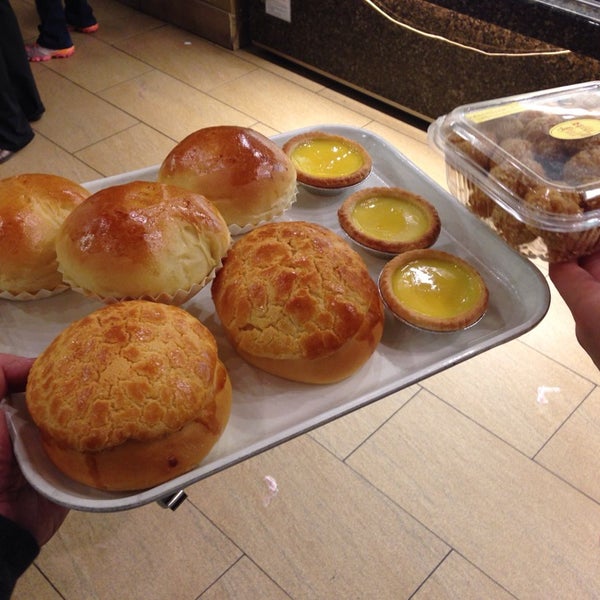 Maxim's Bakery - Whalley - 10153 King George Hwy.