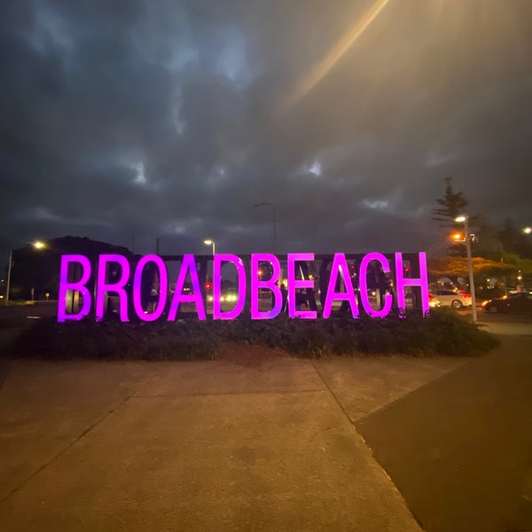 Broadbeach Beach - Broadbeach Blvd.