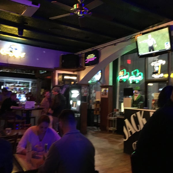 Photos at DD’s Irish Pub (Double D’s) - 27 tips