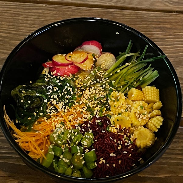 Ken Sushi And More In Vertical - Sushi Restaurant