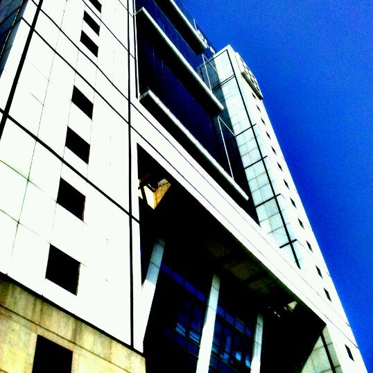 DLF Square Bldg - 1 tip