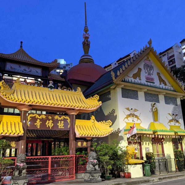 Temple Of 1000 Lights (Sakya Muni Buddha Gaya Temple) - Temple in ...