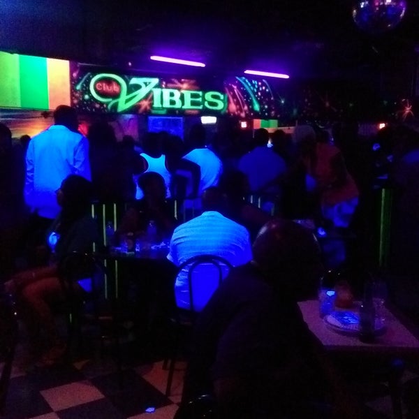 Vibes - Lounge