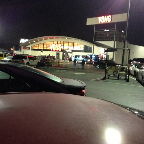 VONS - Grocery Store in Los Angeles