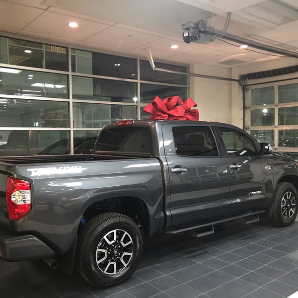 Dolan Toyota Scion - Car Dealership